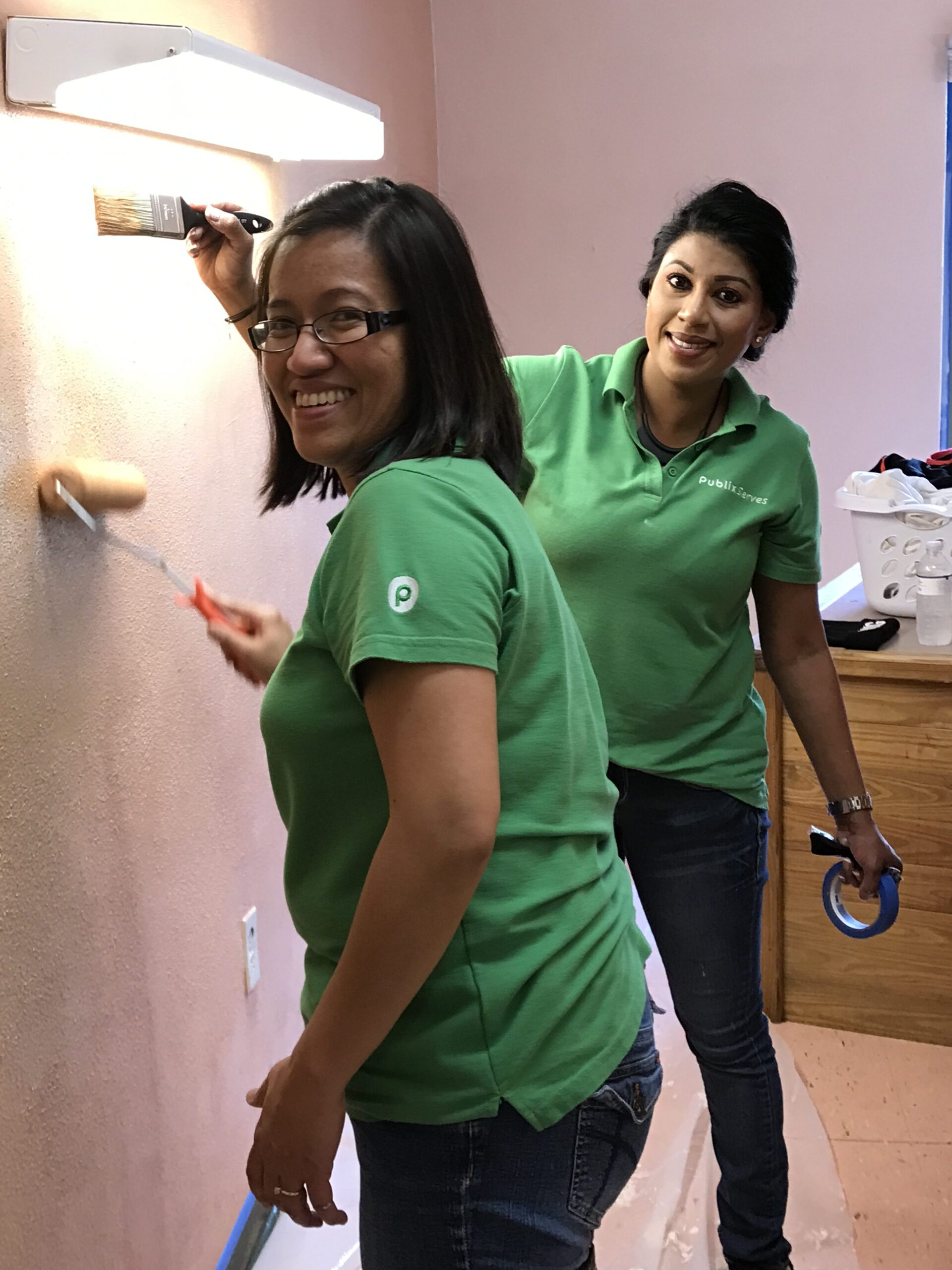 Volunteer – Crosswinds Youth Services Inc.